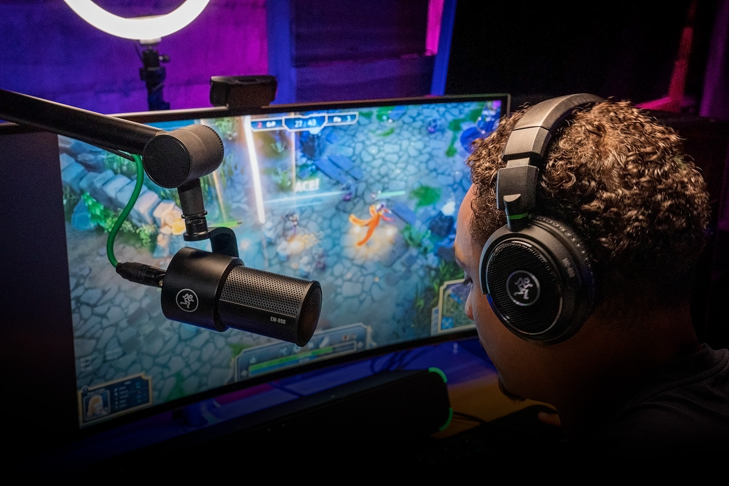 EM-99B Dynamic Broadcast Microphone - MACKIE | MACKIE