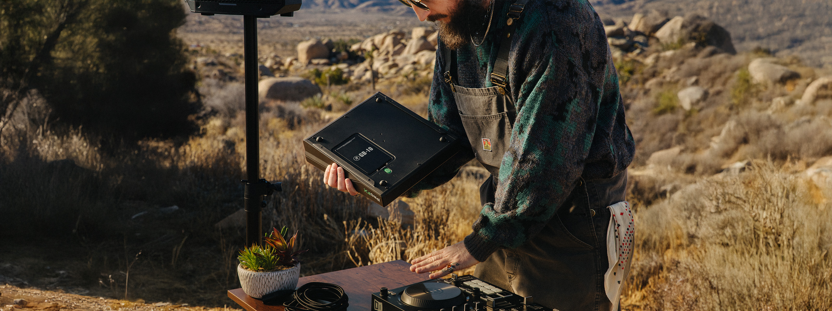 ProFX10 GO | Live Sound | Battery Powered | MACKIE