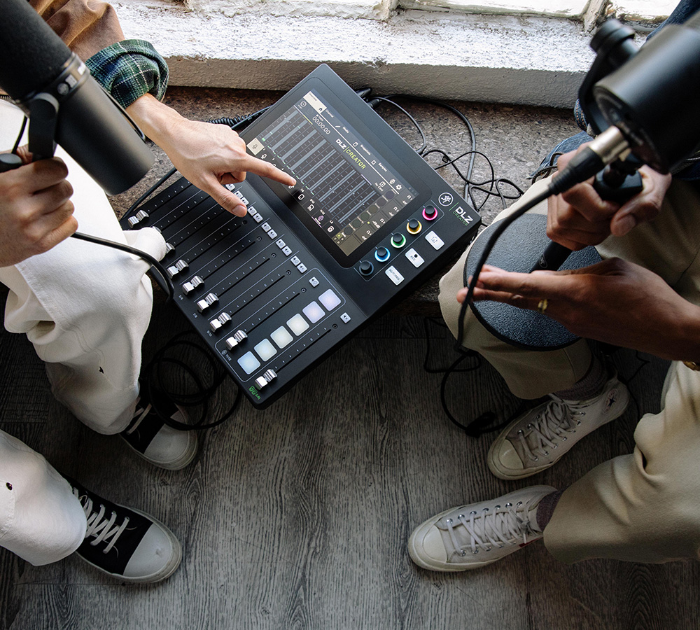 DLZ Creator Content Creation Studio with Mix Agent™ Technology | MACKIE