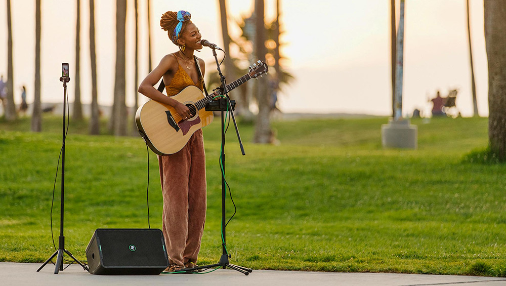 ShowBox | Live Sound | Battery Powered | MACKIE