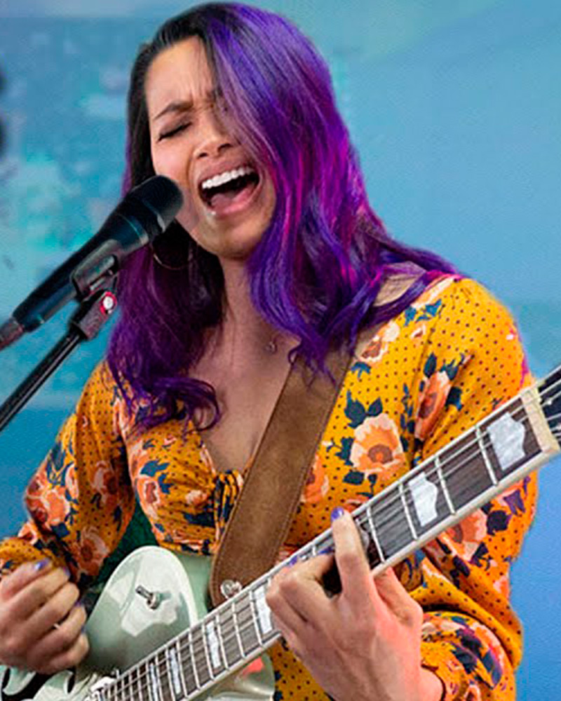 RAQUEL LILY - THE INS & OUTS WITH MACKIE ÉPISODE 214 | MACKIE